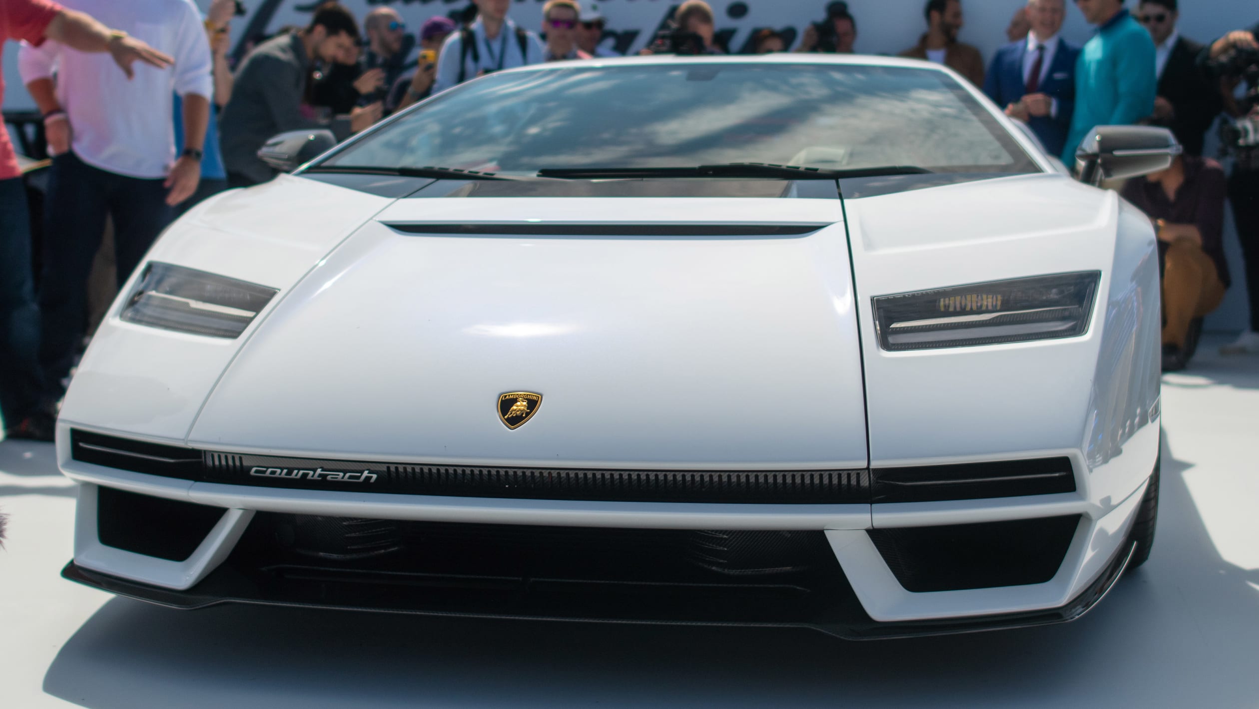 Llega el nuevo Lamborghini Countach con 803 CV – .: AUTOMANIA